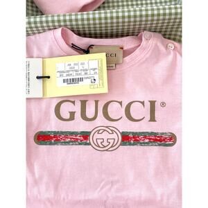 Gucci | Matching Sets | Gucci Logo Baby Girl Pale Pink Cotton Gift Set ...
